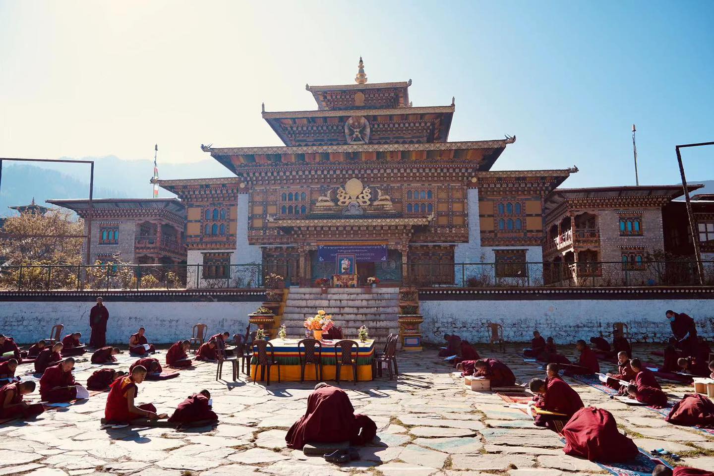Annual exam at the Chodaypung shedra – Choethun